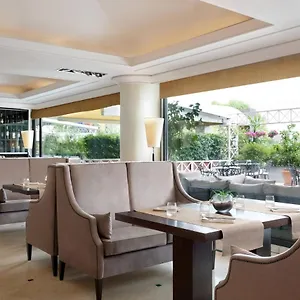 Courtyard By Marriott Rome Central Park Expert Review: What To Expect ...