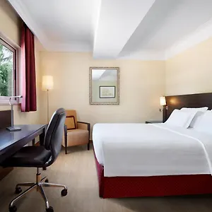 Courtyard By Marriott Rome Central Park Expert Review: What To Expect ...